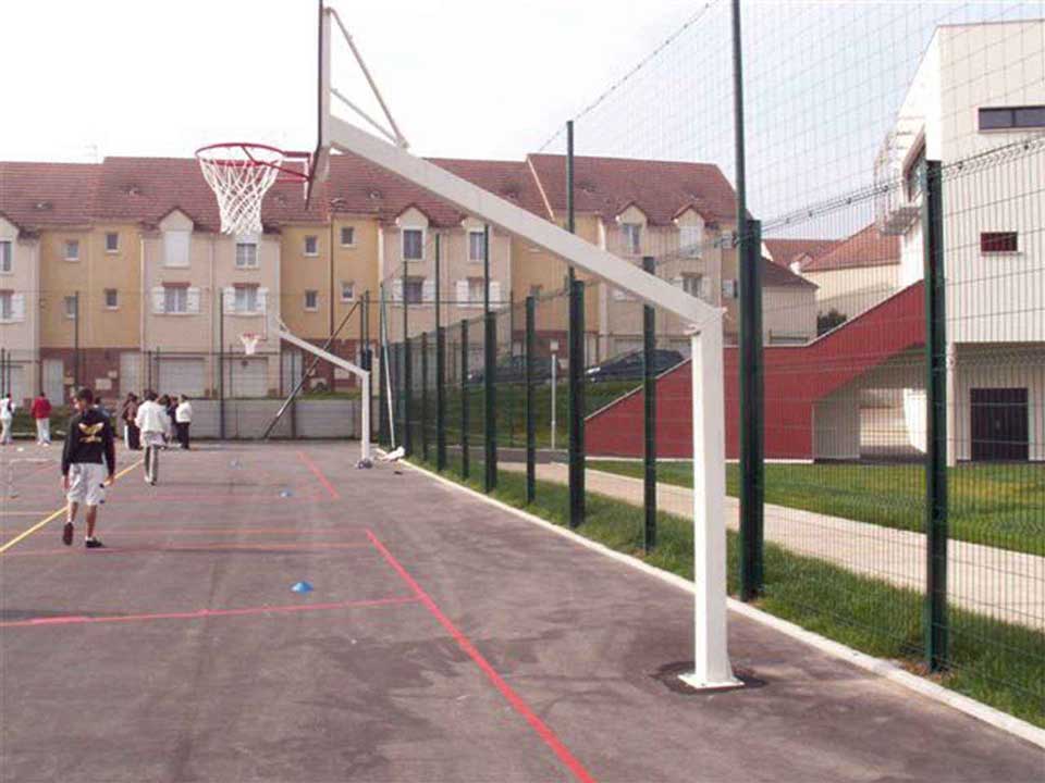 In-ground bolted basketball hoop - ring height 3.05m